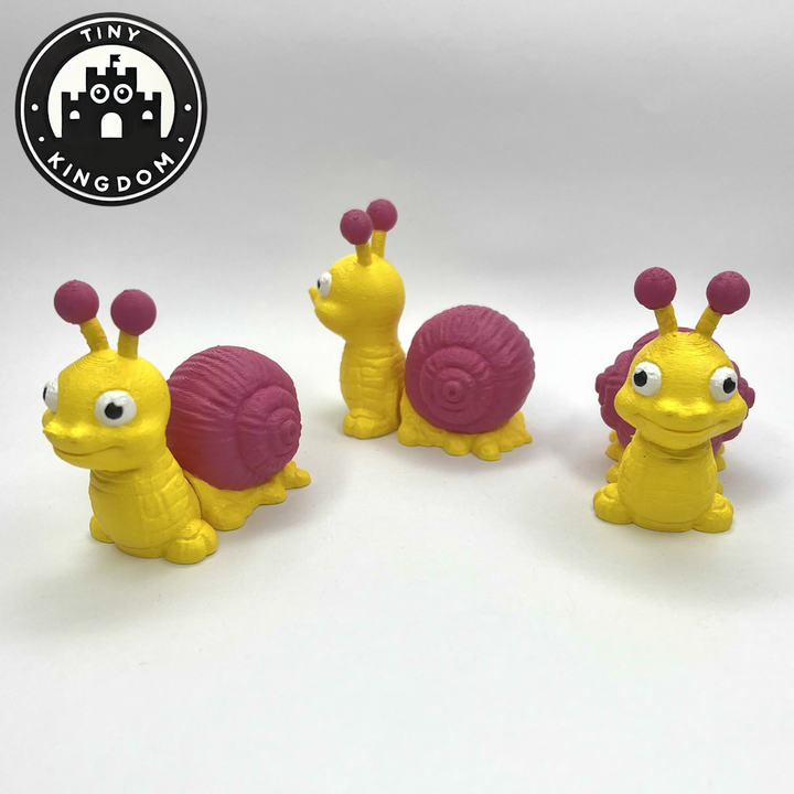 3D Printable Flexi Tiny Snail, Articulated fidget figure, keychain version included, 3mf ...